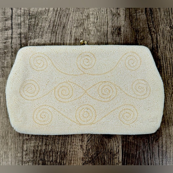 richere | Bags | Vintage Richere Clutch Microbeaded White Made In Japan ...